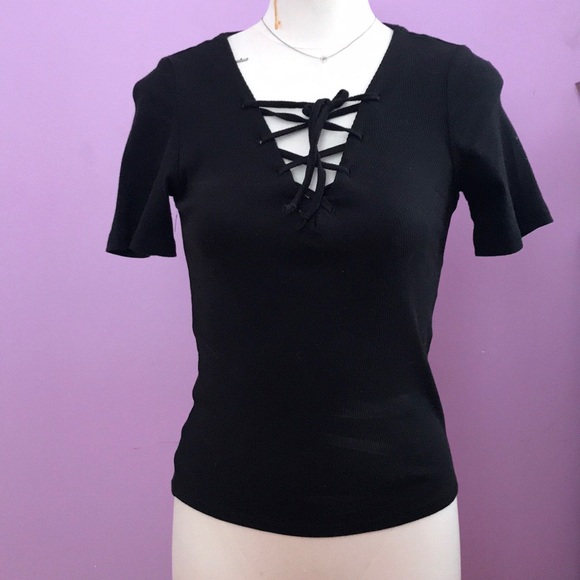 H&M | Tops | Hm Basic Black Tshirt | Poshmark